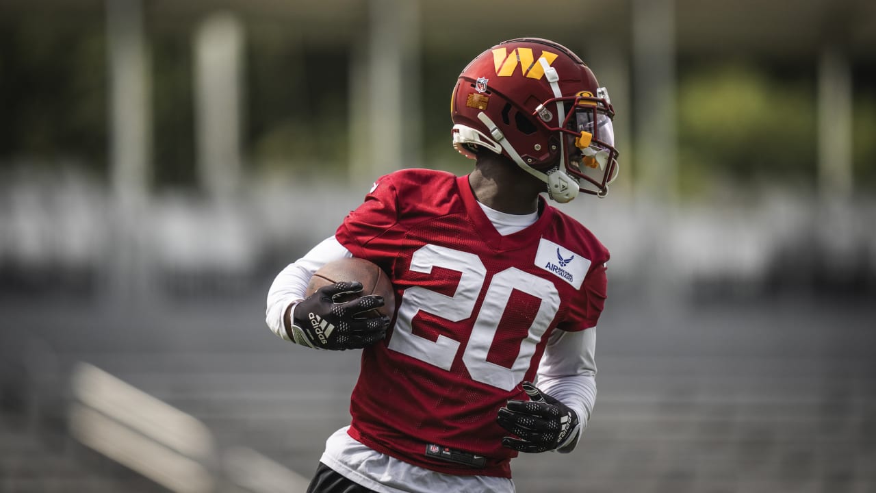 Practice notes, 8/24 | Del Rio impressed with Quan Martin's progress