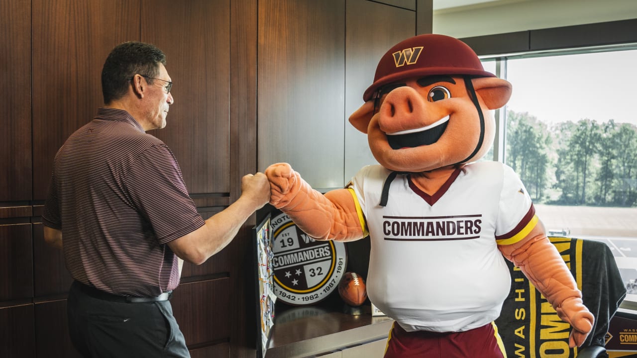 PHOTOS | Intern Major Tuddy prepares 2023 schedule