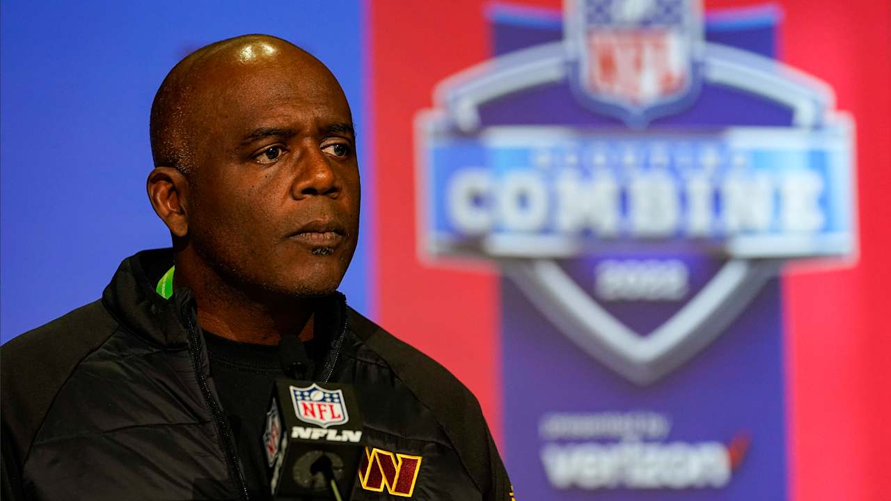 For Mayhew, past experiences provide guidance for building Commanders ...