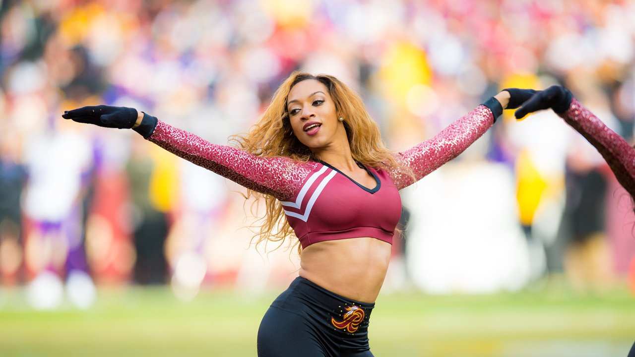 Redskins Cheerleader Jaclyn's Game Day Photos