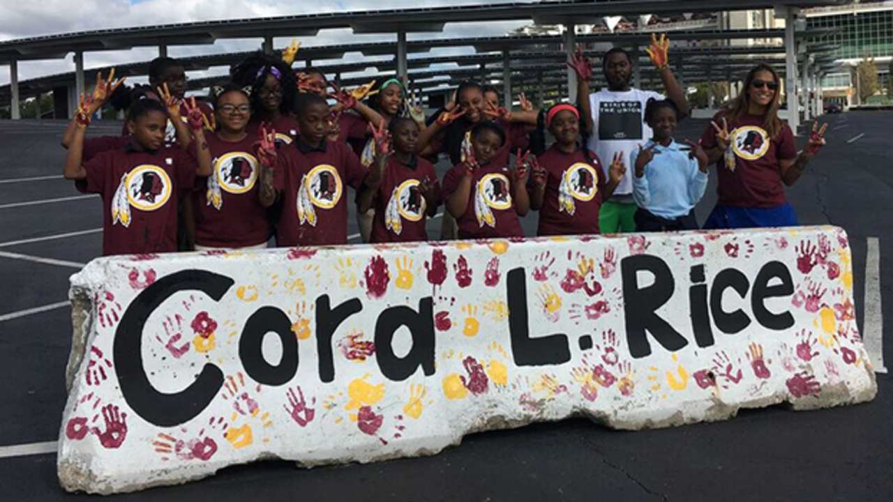 Students Design Mural At FedExField