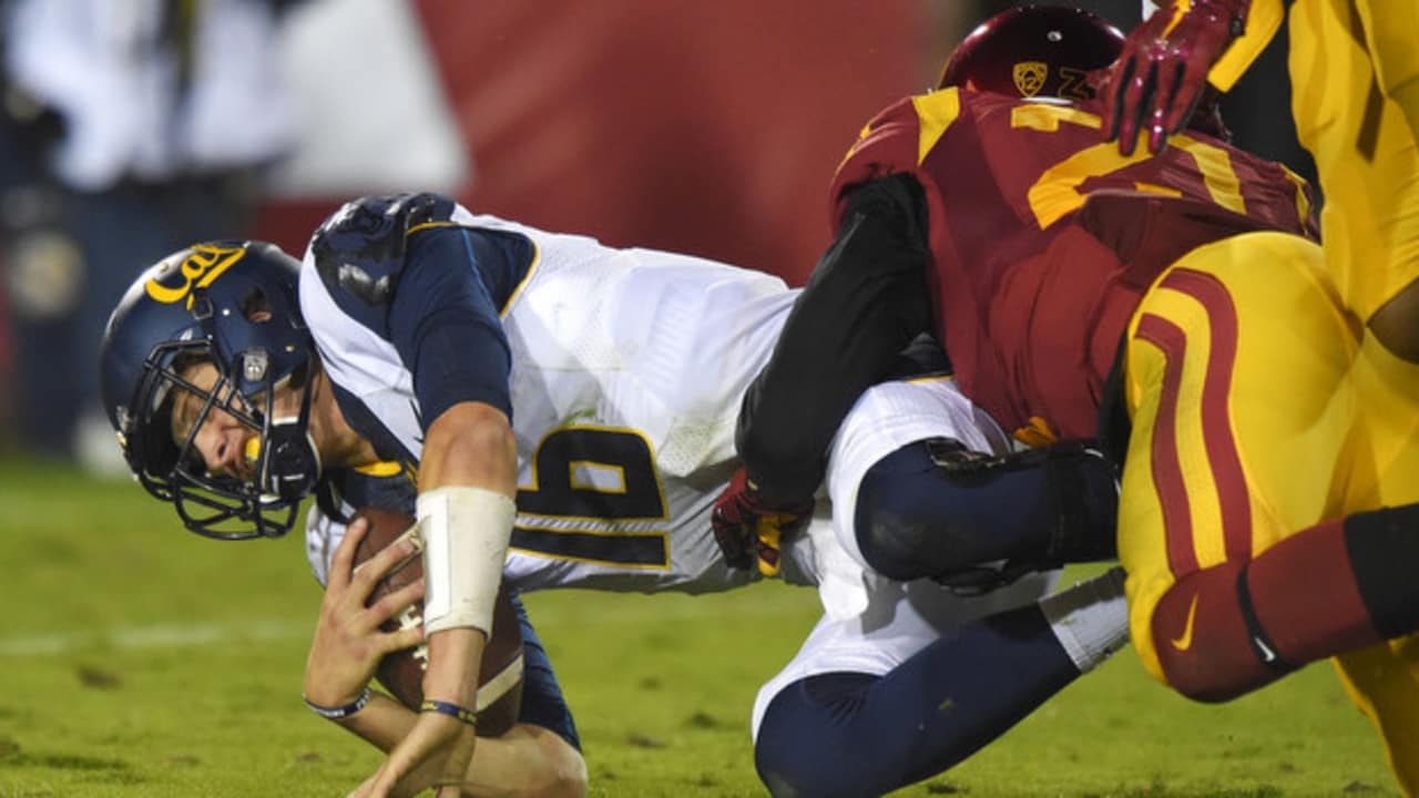 Su'a Cravens Comes From A Family Full Of Athletes