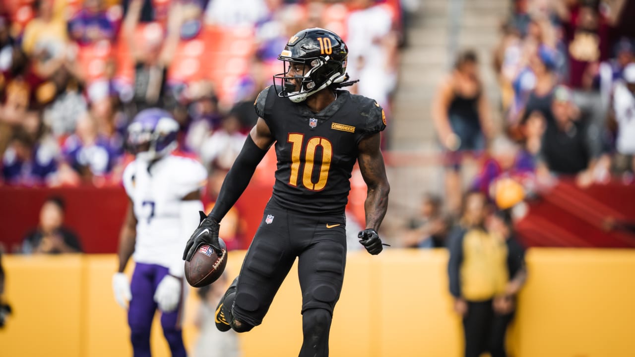 Can't-Miss Play: Heinicke's 49-yard TD bomb to Samuel beats THREE ...