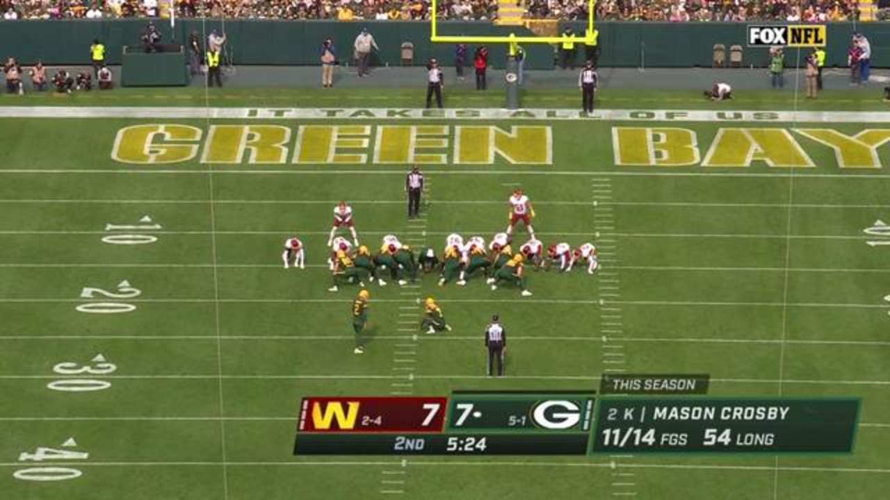 Tim Settle blocks Mason Crosby's low-trajectory FG try