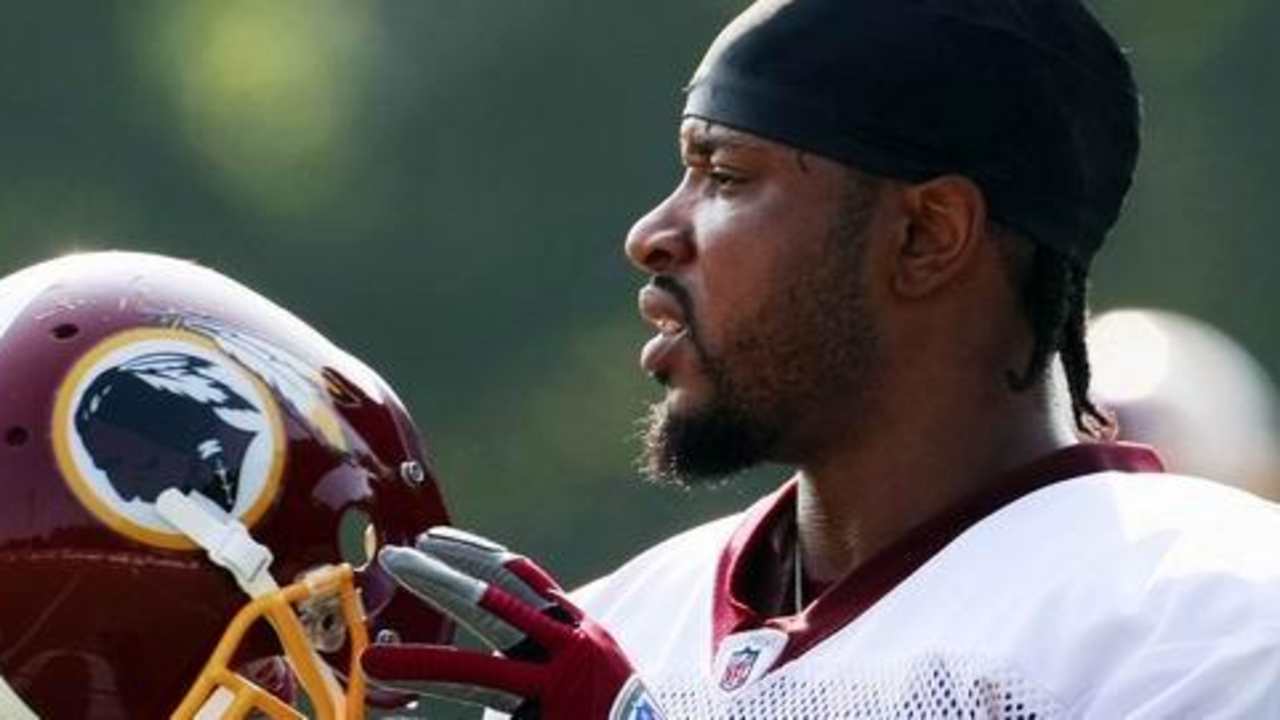 News & Notes: Moss Has Dallas On His Mind