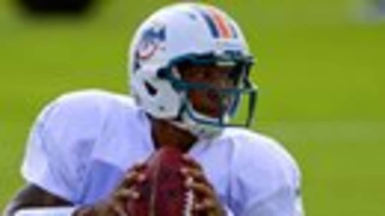 Quarterback Pat White Signs With Redskins