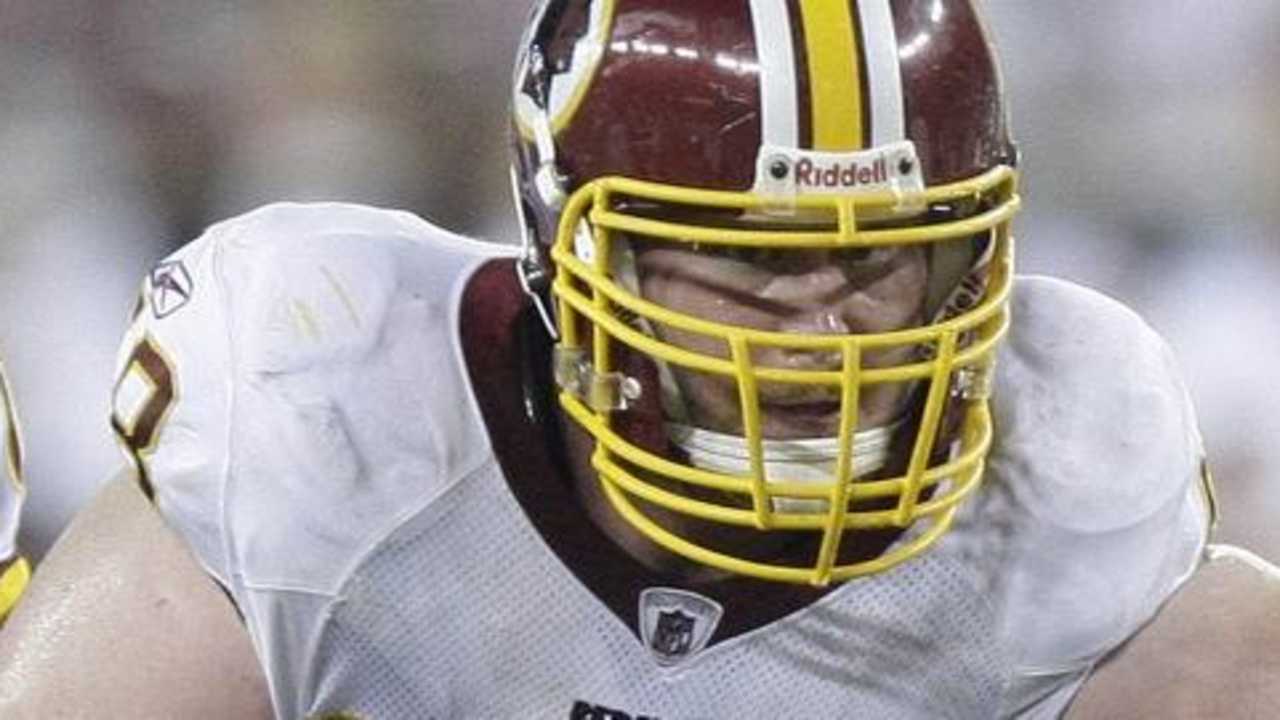 Redskins Sign O-Lineman Cook to Roster