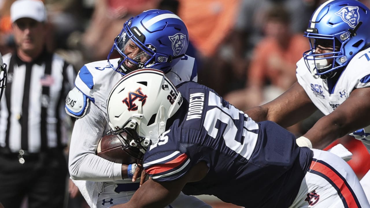 10 fourth-round prospects who could be available for the Commanders on ...