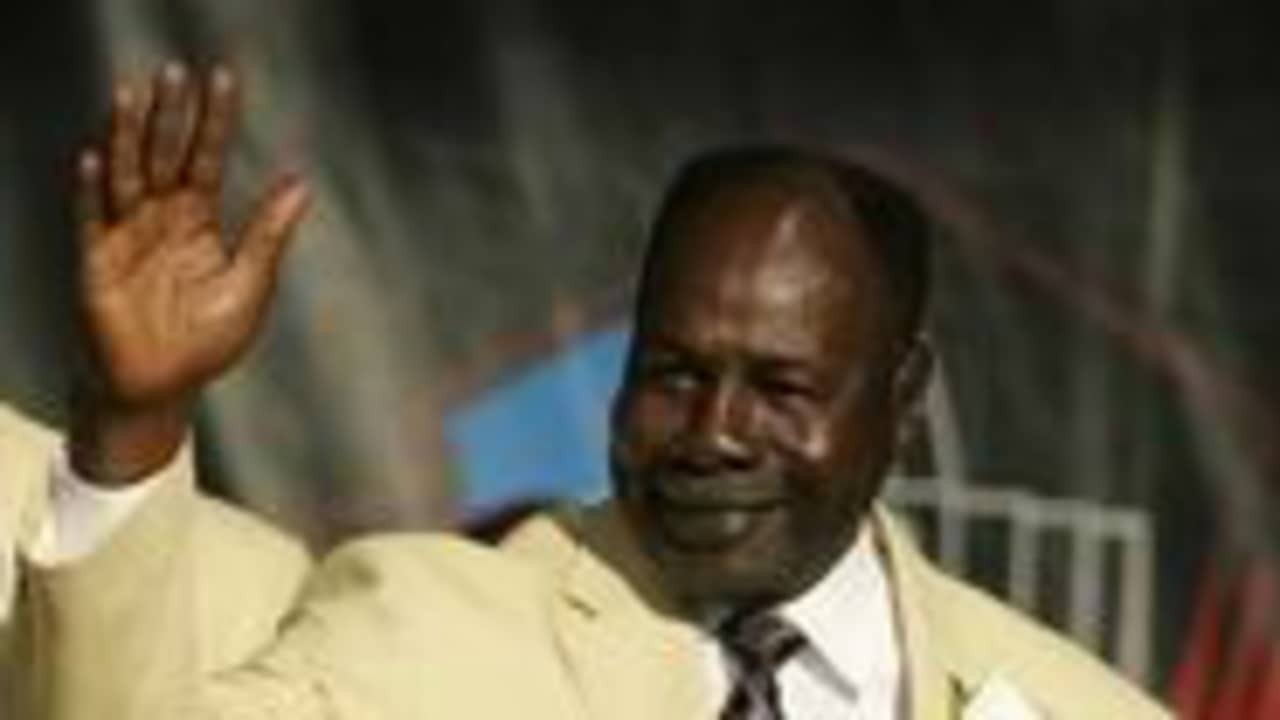 Thomas Reflects On Coaching Monk, Green