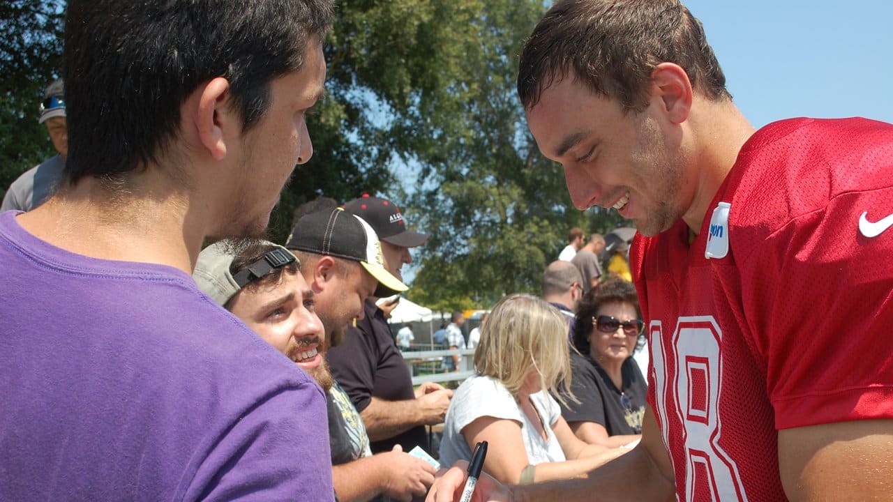 Top 10 Fan Photos: August 25, 2015