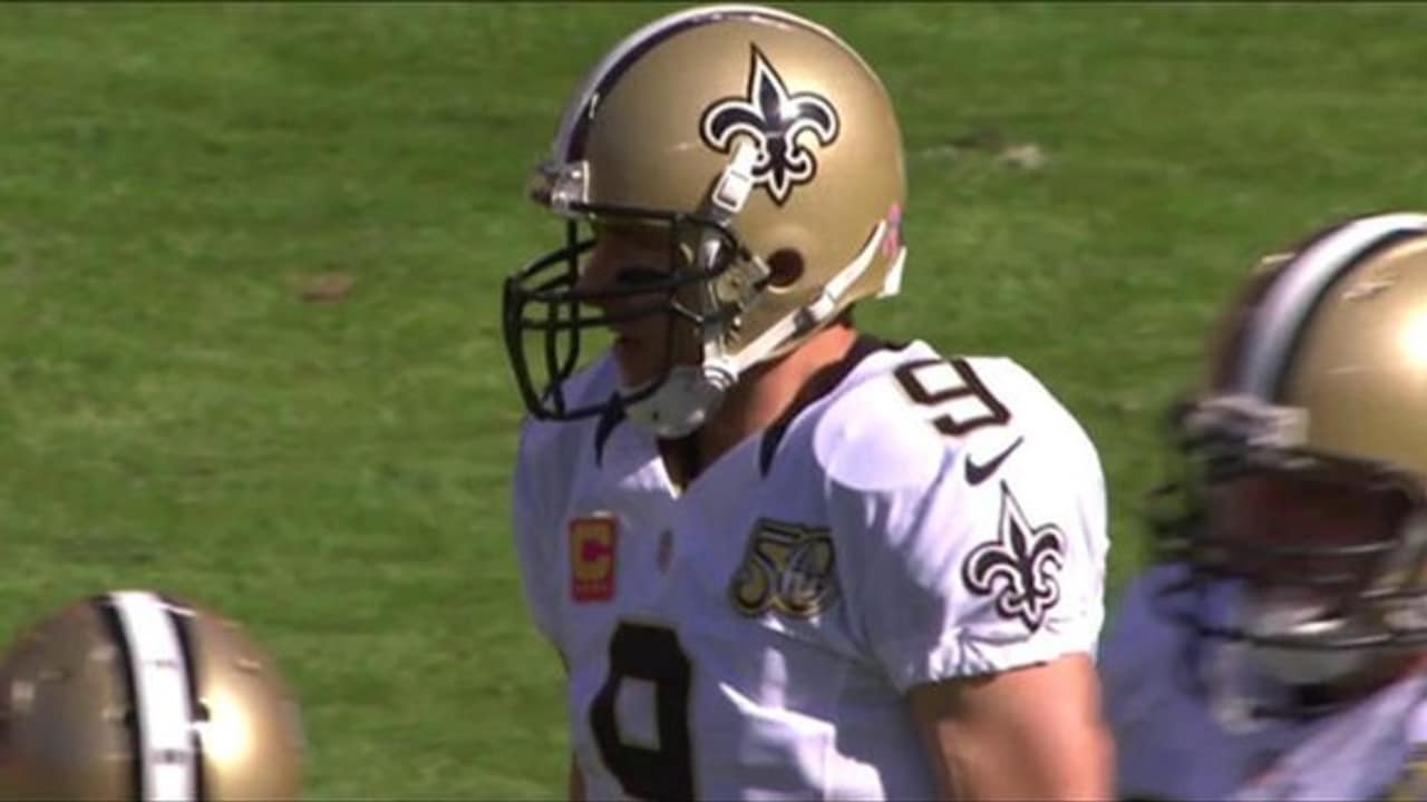 Drew Brees finds Coby Fleener for 30-yard gain