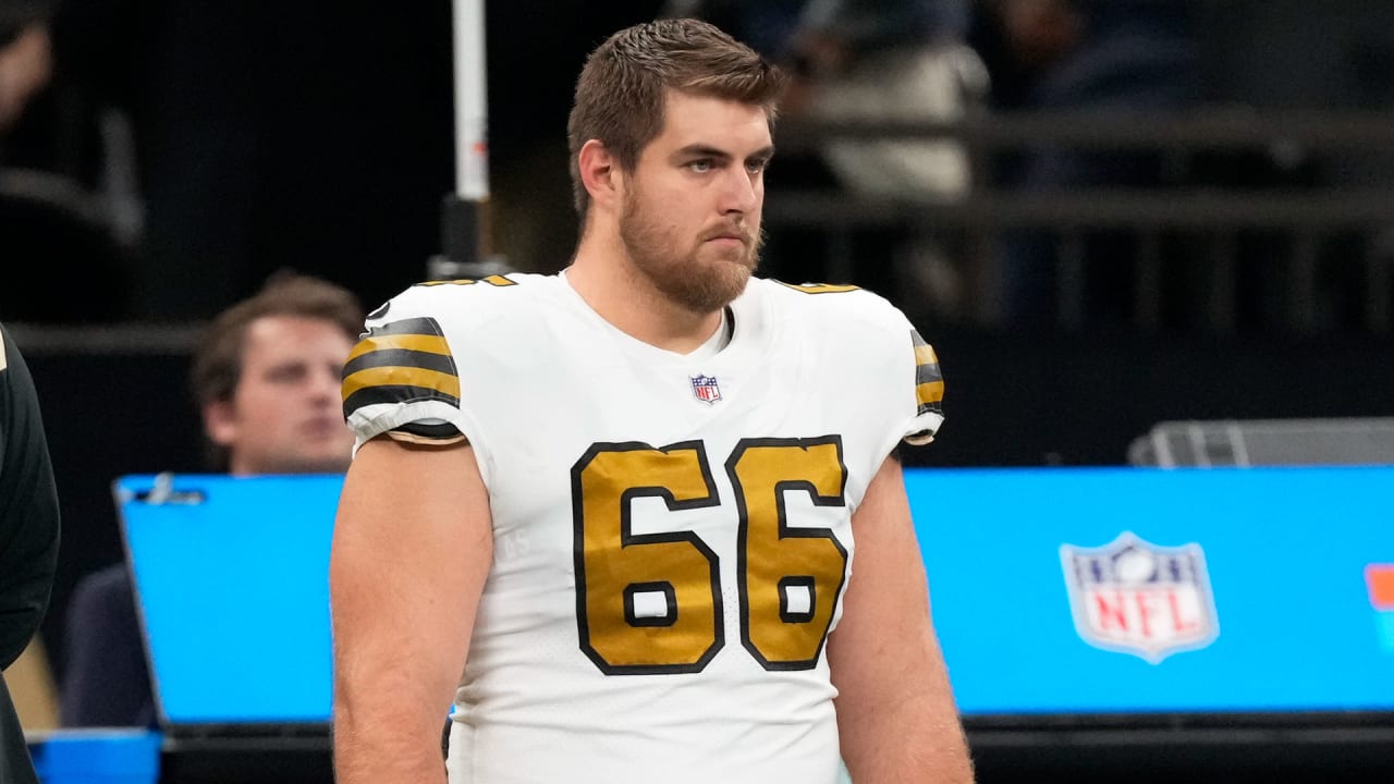 New Orleans Saints agree to terms with guard Forrest Lamp