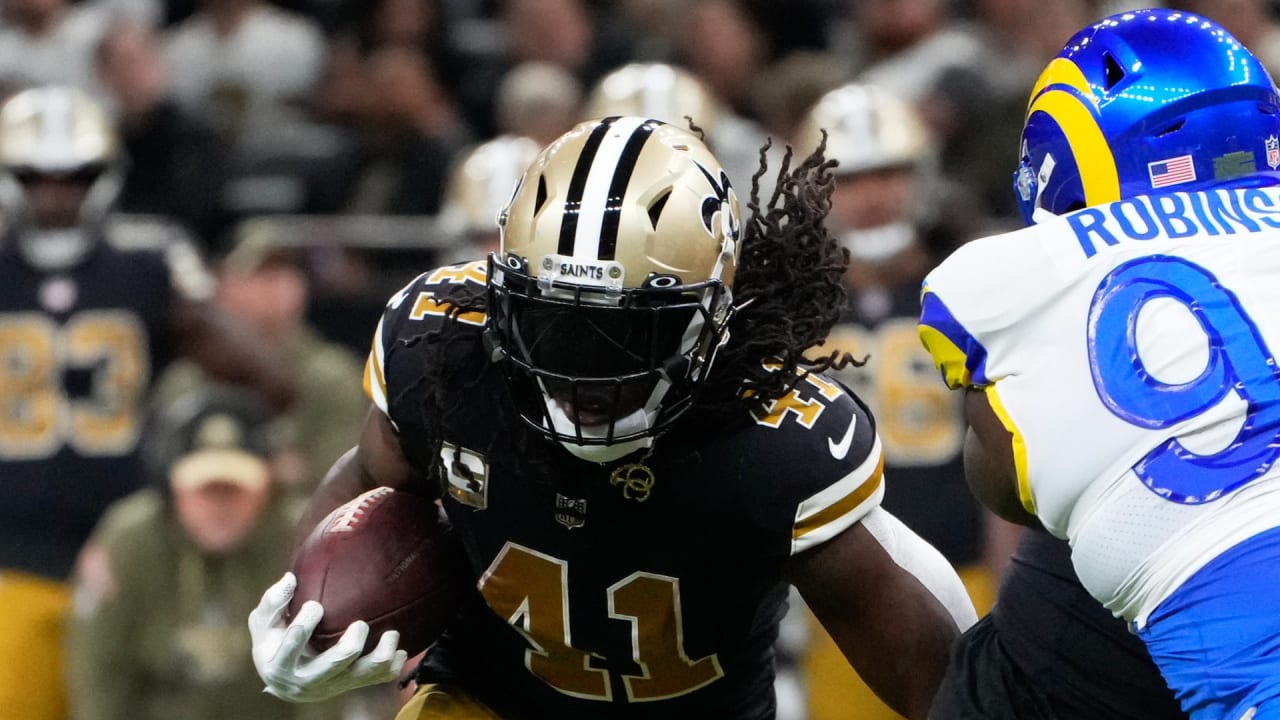 Halftime Score - New Orleans Saints vs Los Angeles Rams - 2022 NFL Week 11