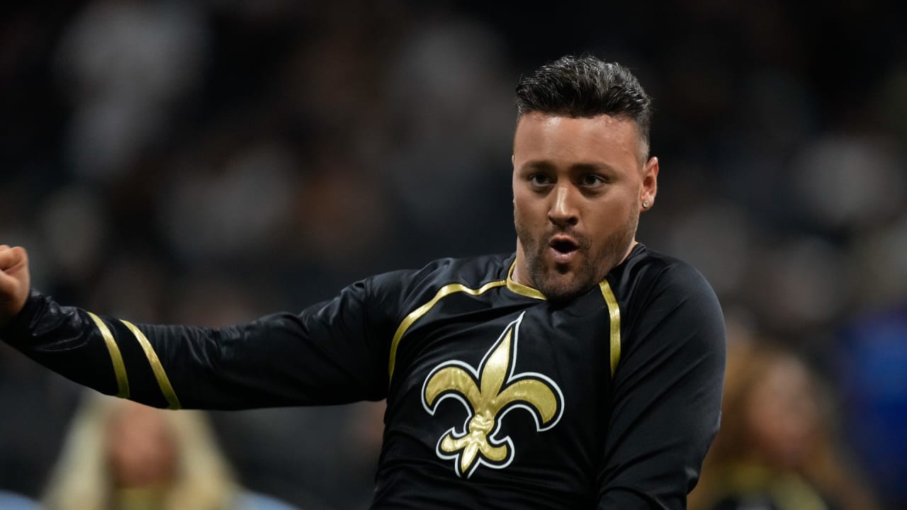 Photos: Entertainment | Saints vs. Titans | 2023 NFL Week 1