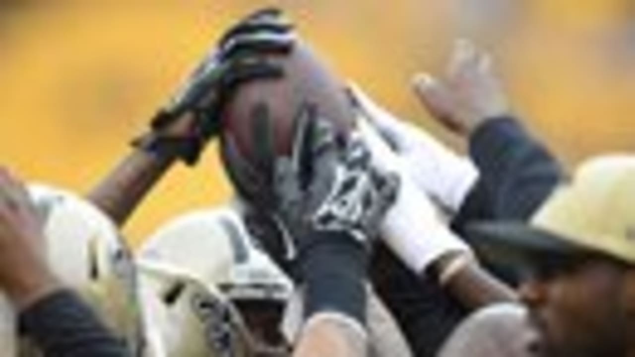 New Orleans Saints agree to terms with OT Bryce Harris