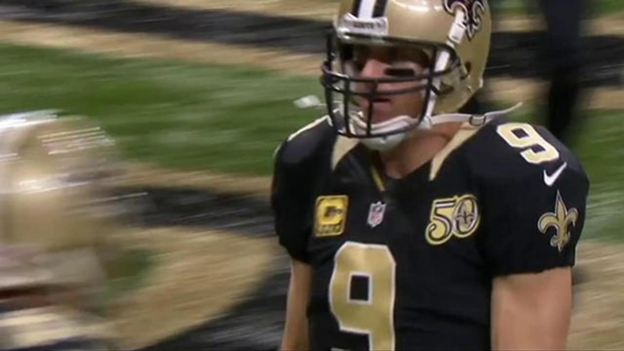 Drew Brees throws 450th TD pass