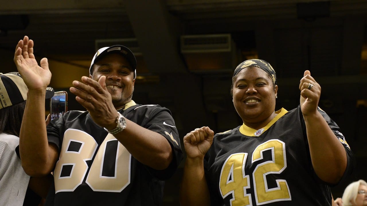 Top 10 Fan Photos: Saints vs Cardinals