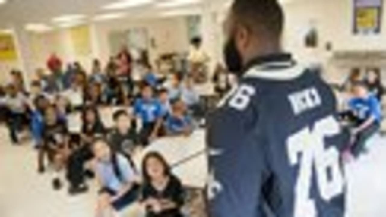 Akiem Hicks visited Einstein Charter School as a part of Rotolo's ...