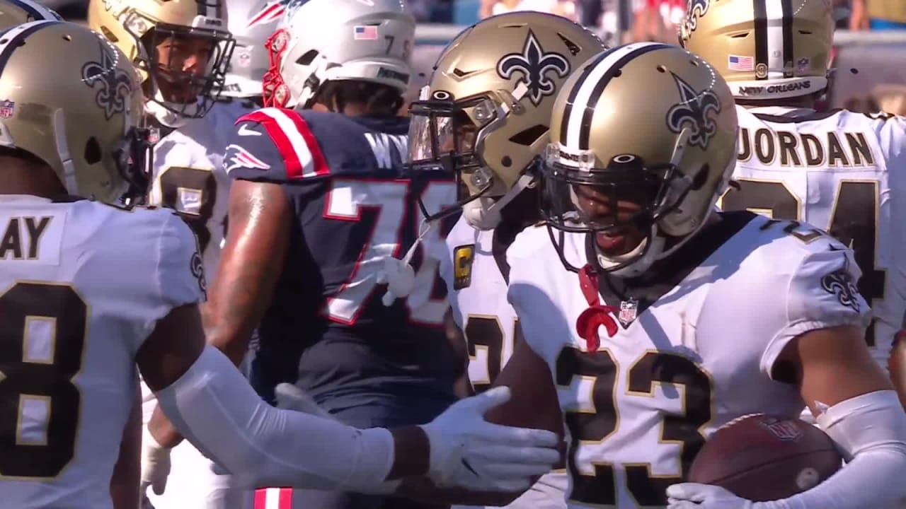 Marshon Lattimore intercepts the Mac Jones pass | Saints-Patriots Highlights