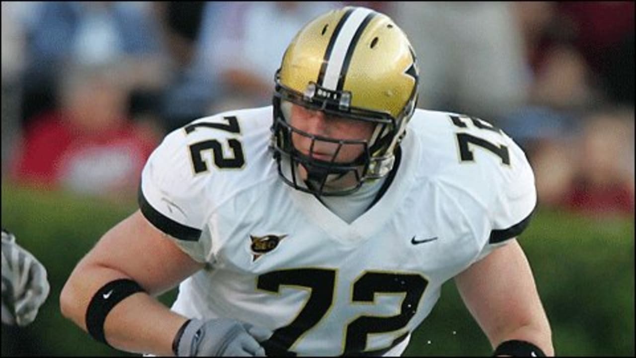 Saints Sign OL Brian Stamper