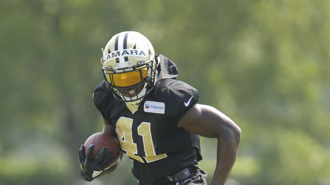 New Orleans Saints running back Alvin Kamara looks like he's having a ...