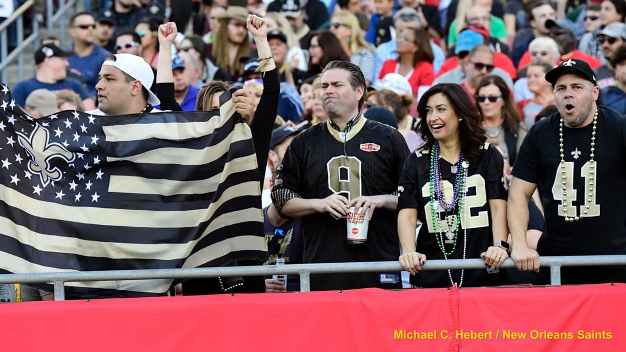 Week 17: Saints at Buccaneers - Fans