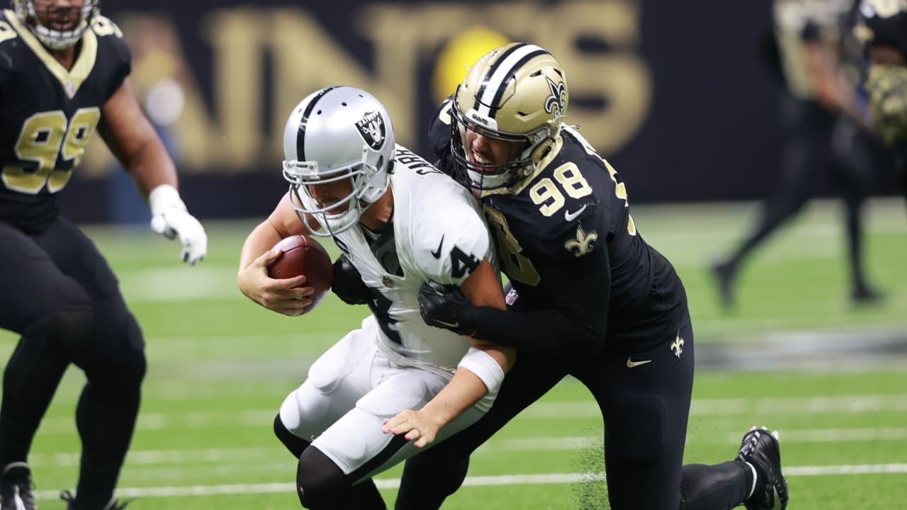 Saints DE Payton Turner lassos Raiders QB Derek Carr to turf on ...