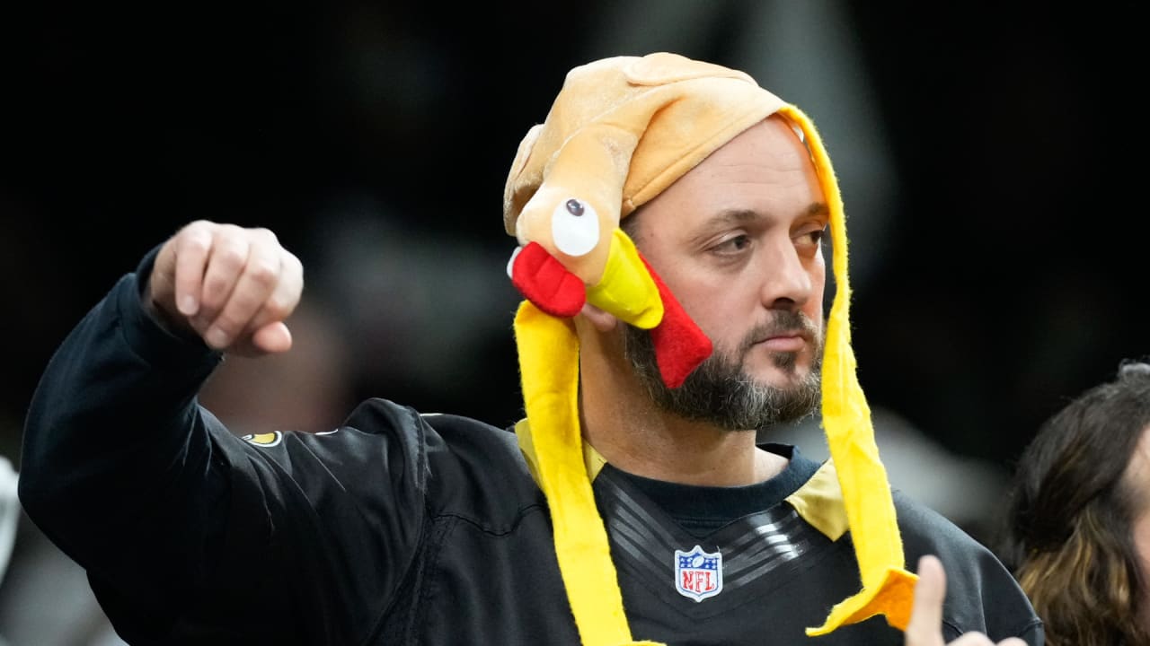 Photos: Saints vs Rams Week 11 2022: Best of Fans