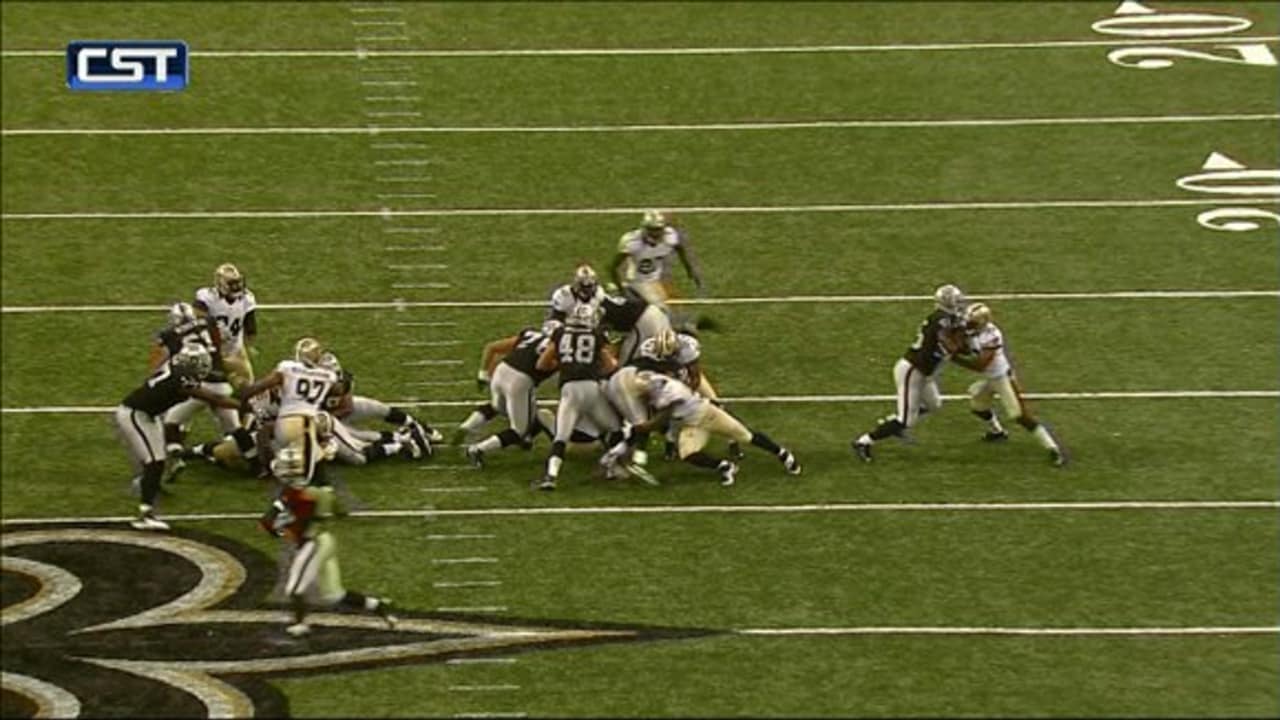 New Orleans Saints linebacker Ramon Humber stops Darren McFadden on ...