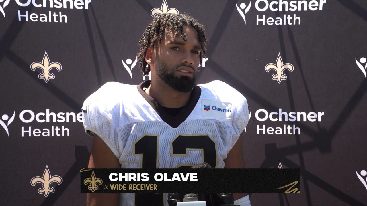 Chris Olave talks route spacing, talking on field on Day 17 of Saints ...