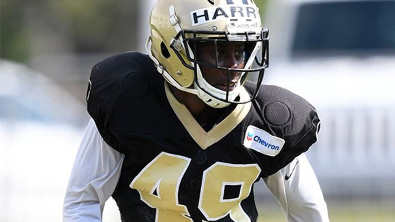 De'Vante Harris speaks with media after practice