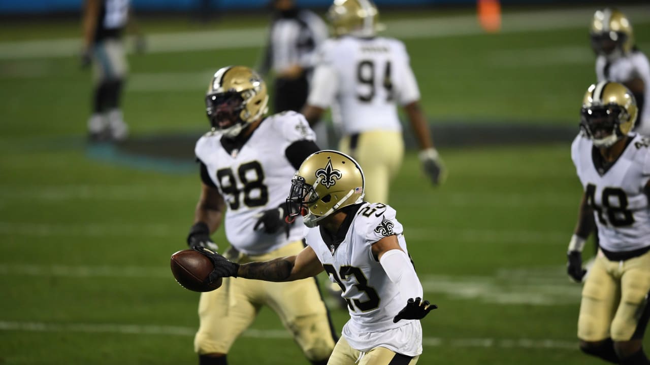 Saints' best defensive plays from 5-turnover win over Panthers | Week 17