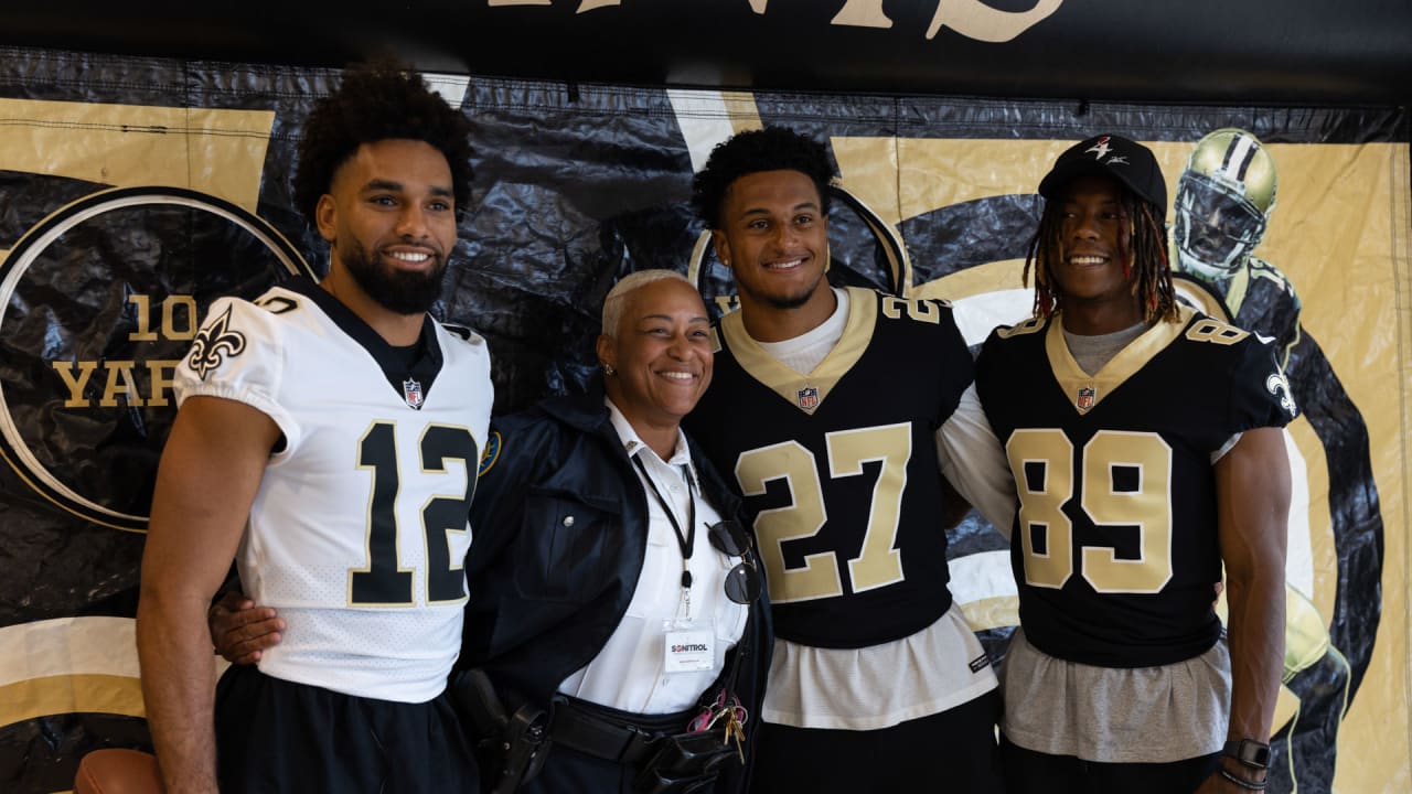 Photos: Saints players, UnitedHealthcare bring Fit Zone to Martin ...