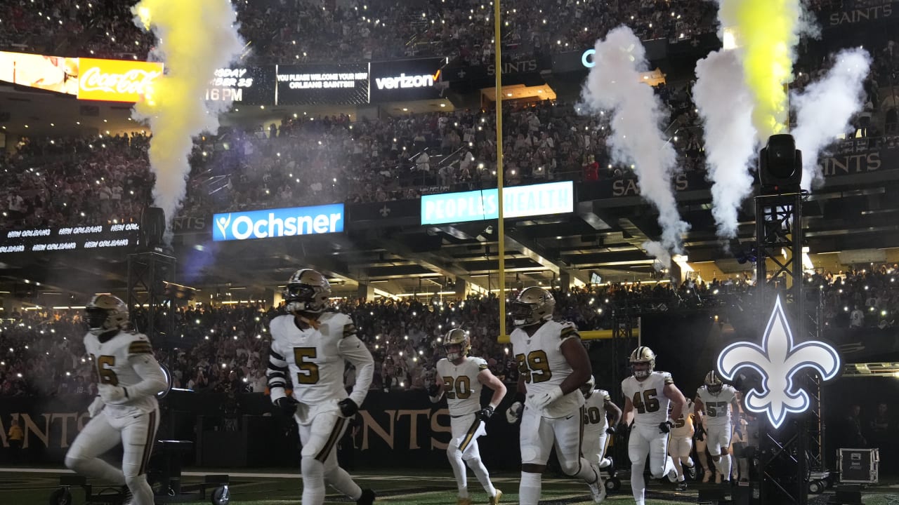 Photos: Pregame | Saints vs Bills Week 12 2021