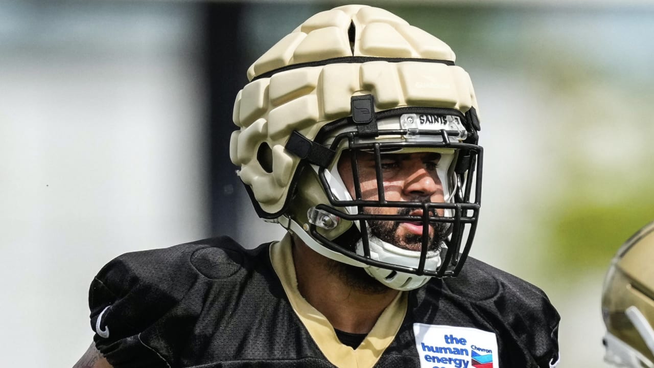Center Erik McCoy holds own among New Orleans Saints' high-profile ...