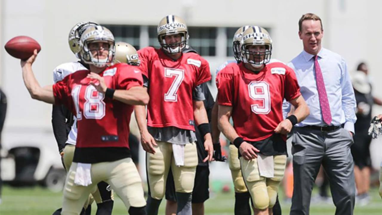 Saints Photo of the Day: Manning visits camp