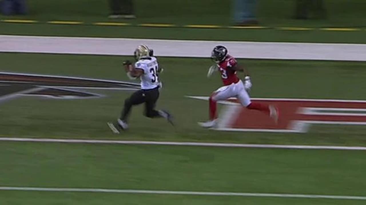 Tim Hightower runs for 2-yard TD