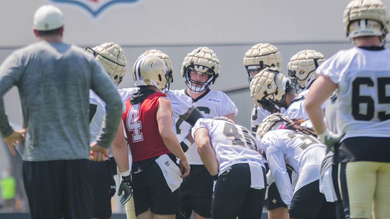 New Orleans Saints quarterback Derek Carr brushing up on lingo ...