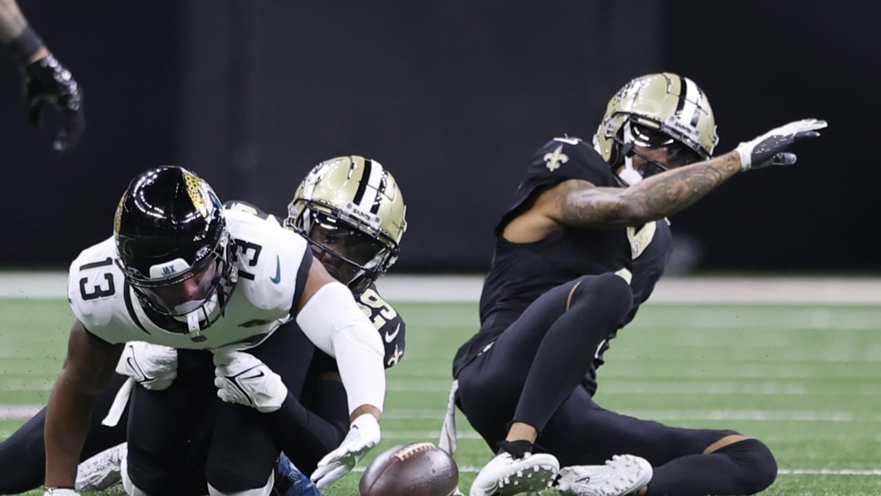 TNF: Saints CB Adebo's forced fumble sets up Granderson's scoop