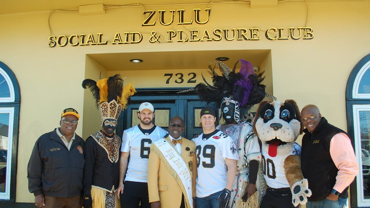 Behind the scenes of "Ambushing"