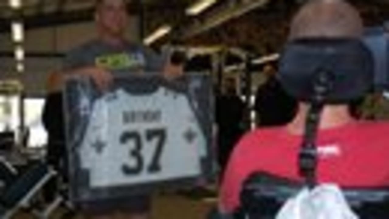 New Orleans Saints present Steve Gleason with a jersey for his 37th ...