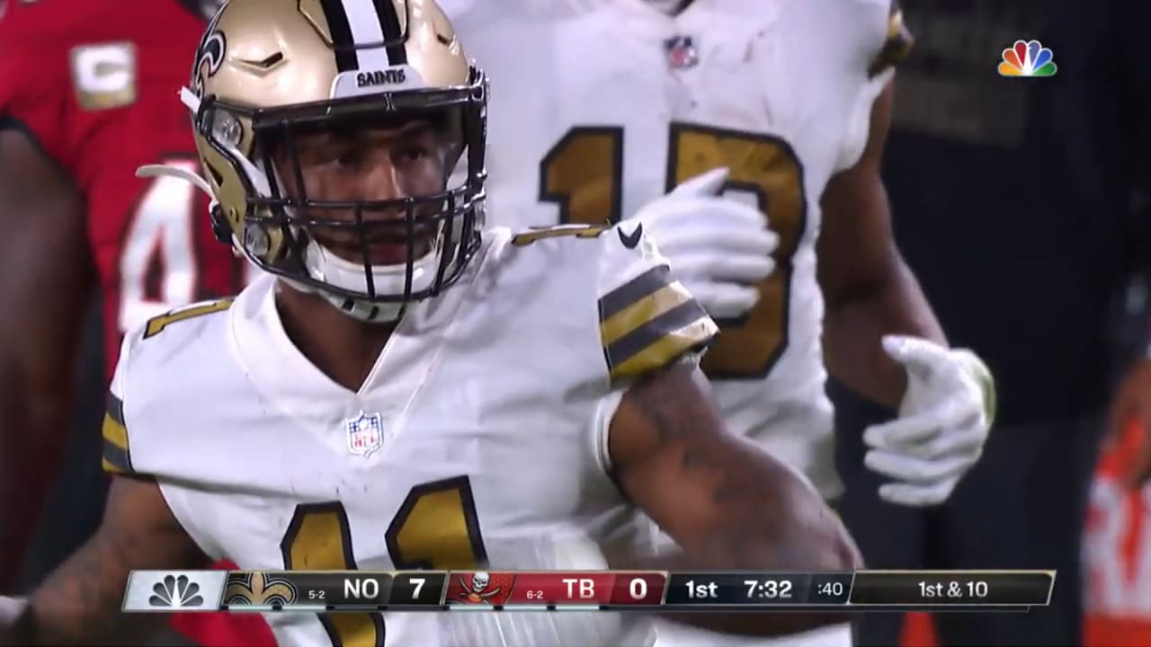 Deonte Harris escapes 3 Bucs defenders for a HUGE 40 yard catch and run ...