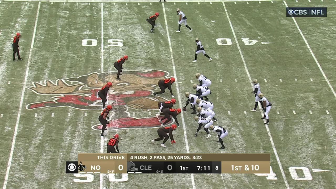 Saints WR Rashid Shaheed shakes John Johnson III for 16-yard pickup ...
