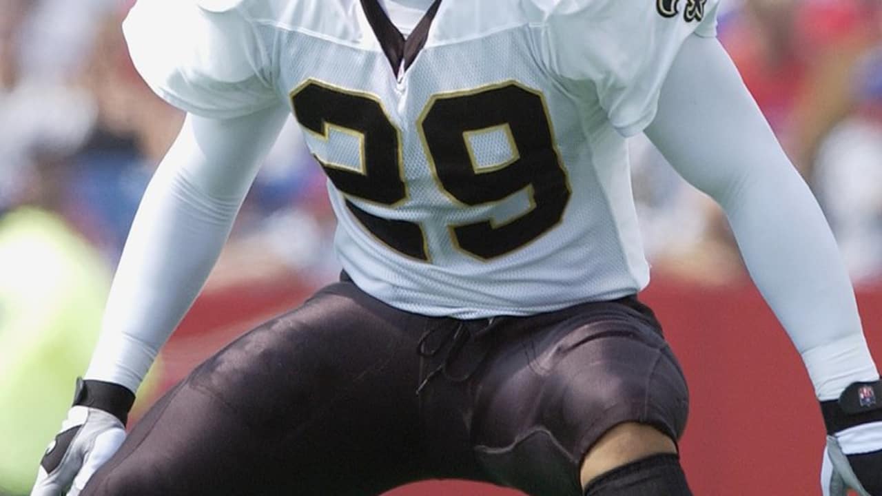 Sammy Knight with the New Orleans Saints