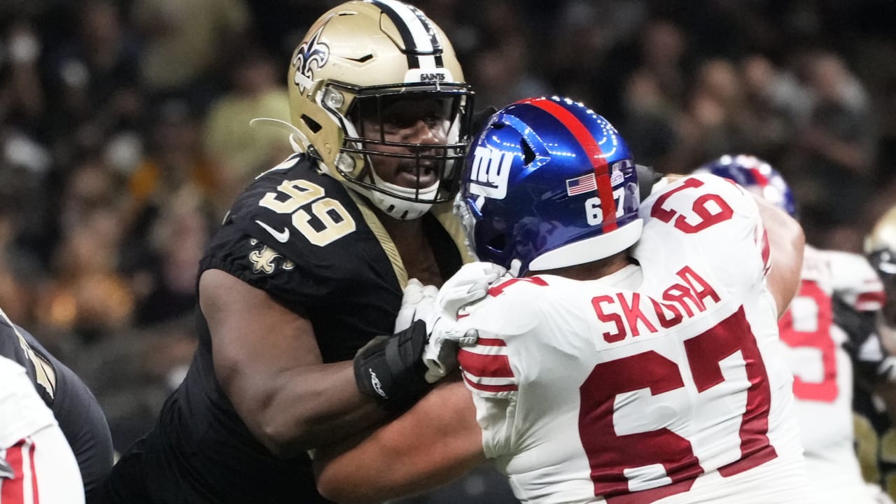 Photos: Game Action | Saints vs. Giants Week 4 2021