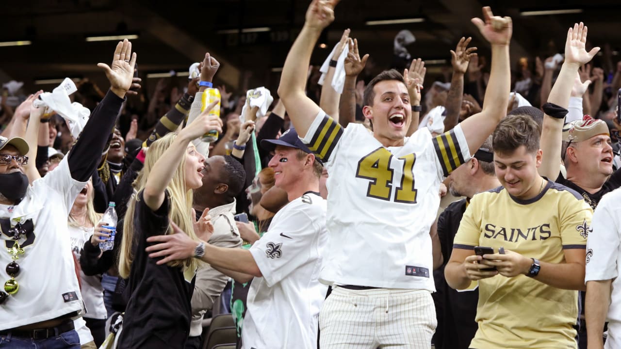 Photos: Saints vs. Buccaneers NFL Week 8 2021 | Best of Fans
