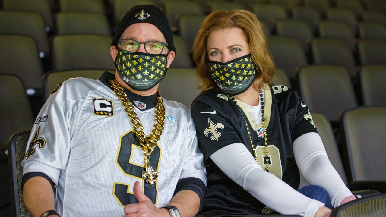 Photos: In-stadium Saints fans | Saints-Tampa Bay Buccaneers Divisional ...
