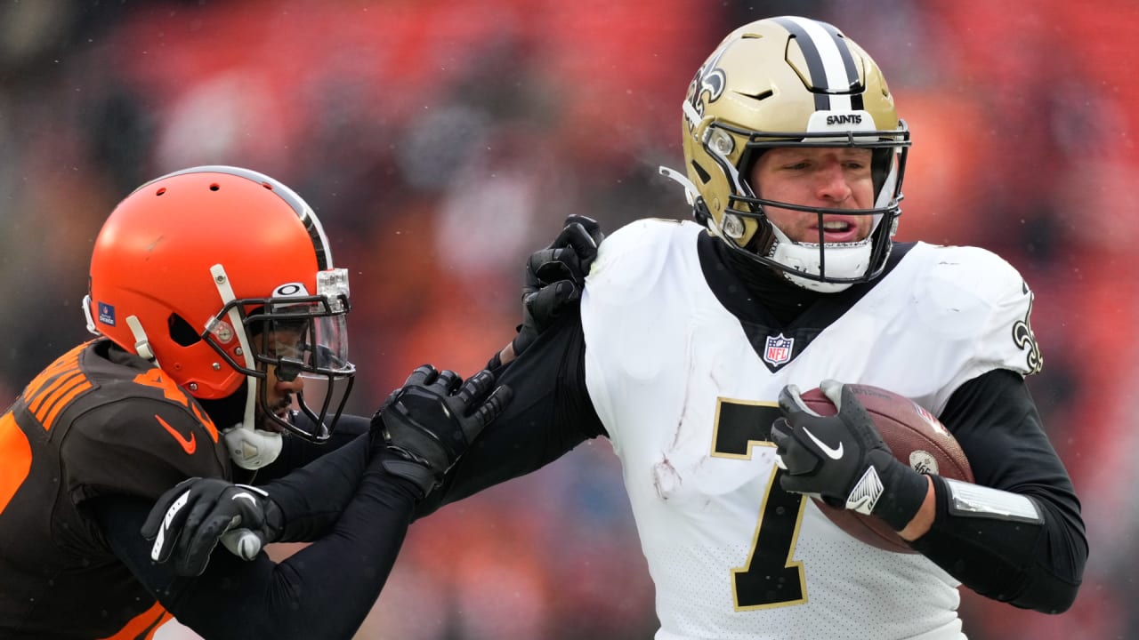 Photos: Game Action | Saints vs Browns Week 16 2022