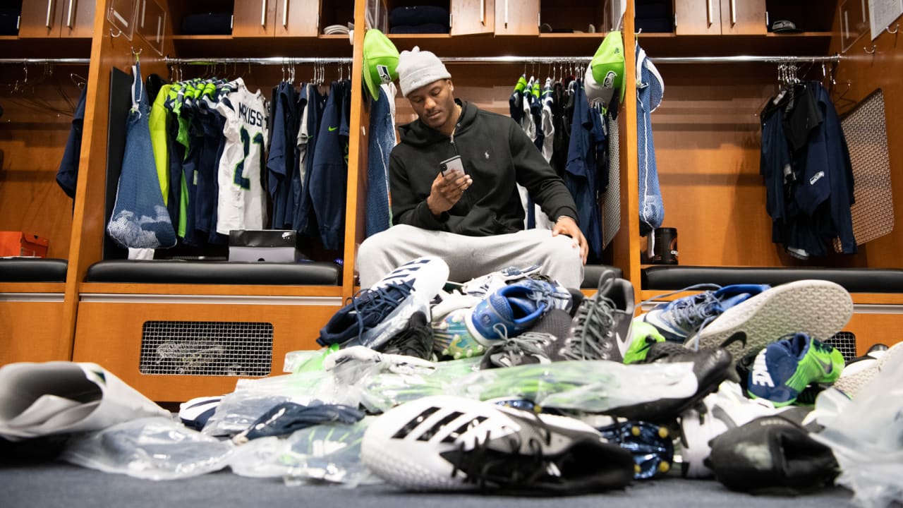 Seahawks 2018 Locker Clean Out