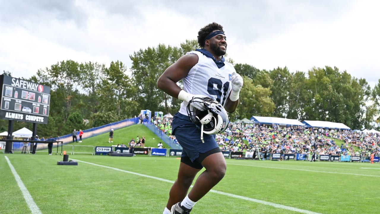 PHOTOS: Best Shots From Seahawks Training Camp - August 6